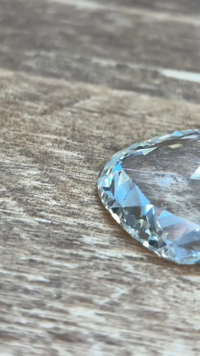Manak ! Welcome to the source for natural fancy color diamonds, rose ...